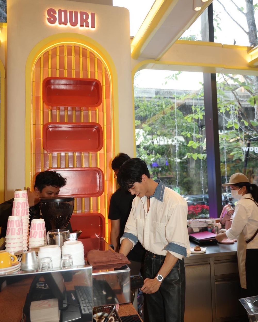 “วิน เมธวิน” จัด Grand Opening ลุยธุรกิจร้านขนม SOURI มีเมนูพิเศษให้ได้ ...